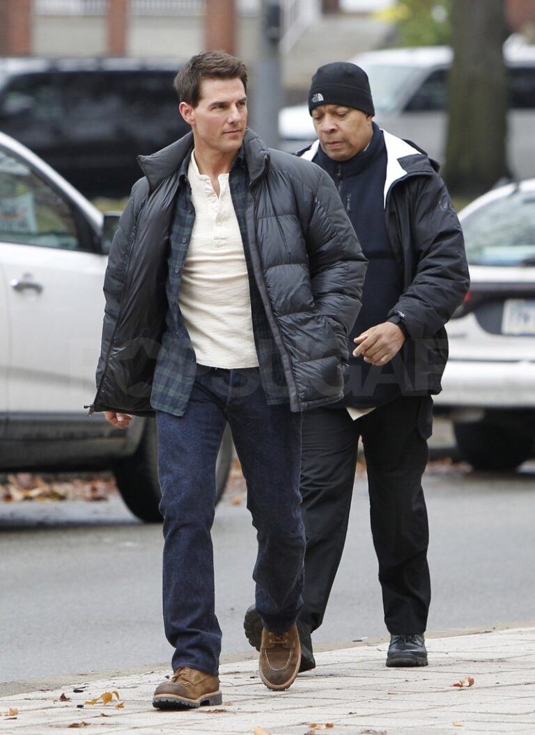 The Biggest and Best Celebrities & Their Bodyguards - PicTellMe